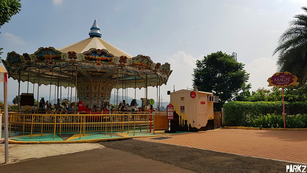 The Magic Carousel | Flat Ride at Adlabs Imagica | Parkz - Theme Parks