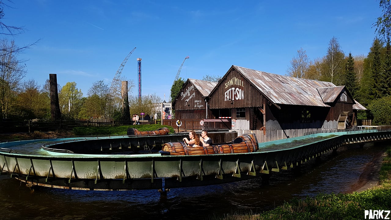 Crazy River | Water Ride at Walibi Holland | Parkz - Theme Parks